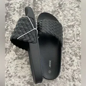 Shoes | 33 Brand New Slides Size 7 | Poshmark